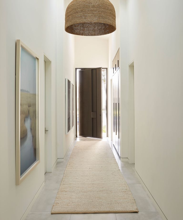White hallway ideas: 10 ways with white in an entrance hall | Homes and ...