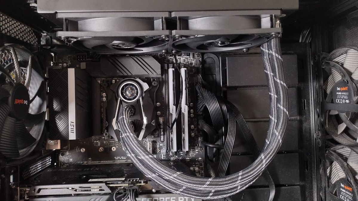 Arctic Liquid Freezer II 240 Review: Quiet i9 Chiller | Tom's Hardware
