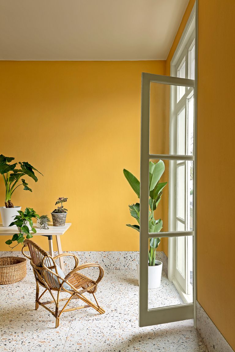 Decorating with yellow: 20 ways to use this sunshine shade | Homes and ...