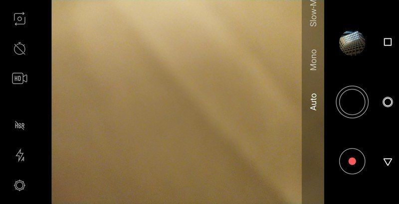 Essential Phone review: One (big) step away from the flagship ...