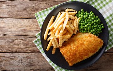 Baked cod in breadcrumbs | Dinner Recipes | GoodtoKnow