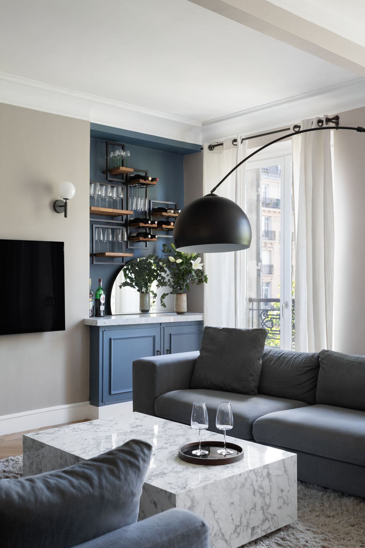 Should I 'float' my living room furniture? | Livingetc