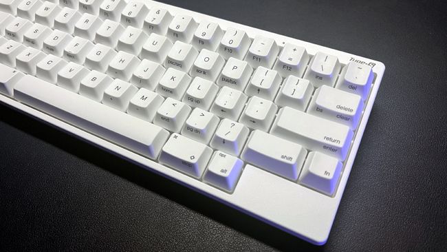 HHKB Professional Hybrid Type-S Snow Review: Pretty, White, and Very ...