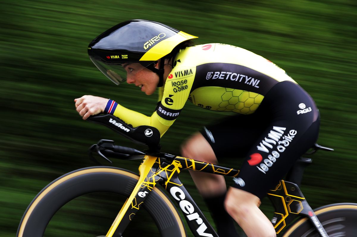 Anna Henderson powers to second victory at British National Time Trial ...