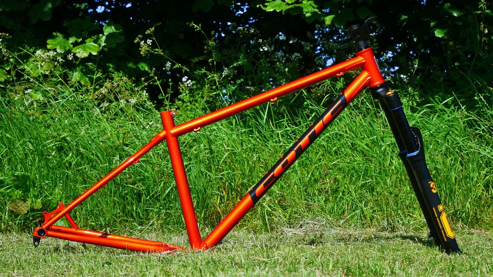 Cotic SolarisMAX long-termer first look– a versatile trail-shredding ...