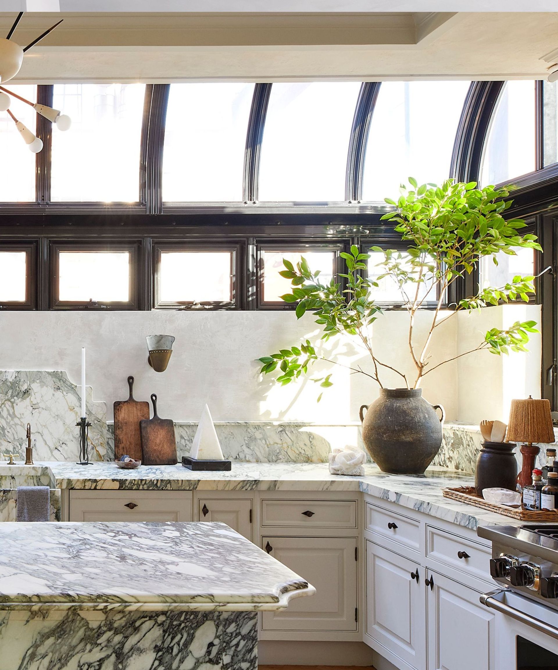 Nate Berkus and Jeremiah Brent's kitchen redesign is sophisticated and ...