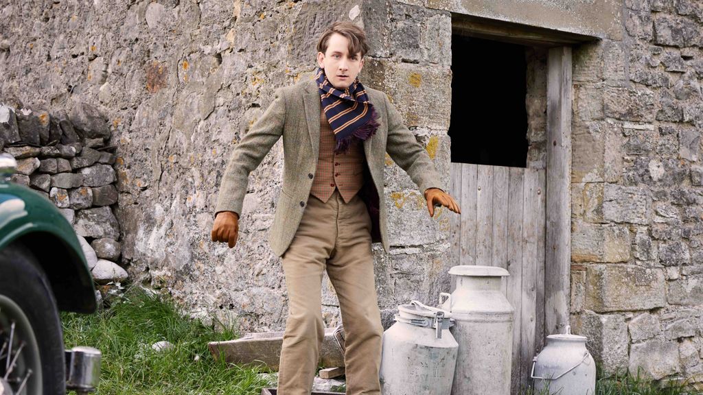 All Creatures' star Nicholas Ralph: 'James & Helen are broody' | What ...