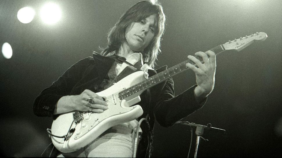 Watch Jeff Beck’s Breathtaking "Cause We've Ended as Lovers ...