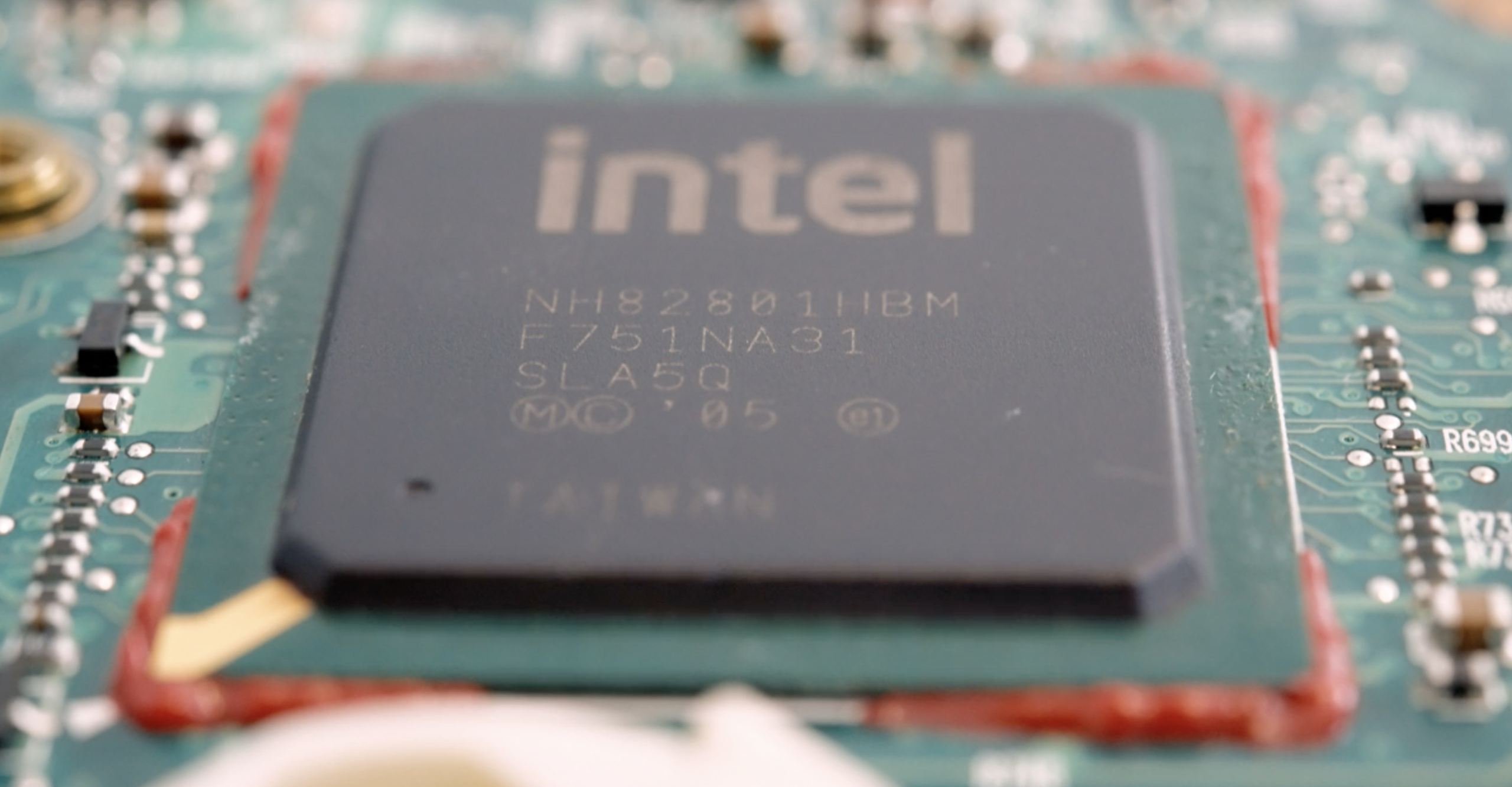 How competition and quality sent Intel spiraling into survival mode ...
