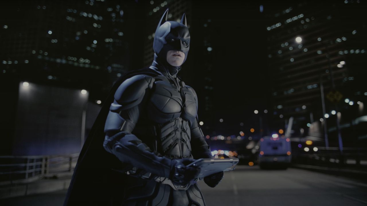Batman Strikes A Fighter's Pose In Latest Dark Knight Rises Promo Image ...