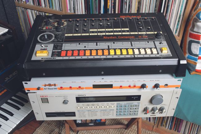 The ultimate guide to sub bass: tips and tricks for a high-class low ...