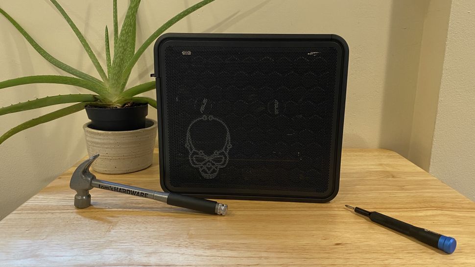 Intel NUC 9 Extreme Kit (Ghost Canyon) Review: In Its Compute Element ...