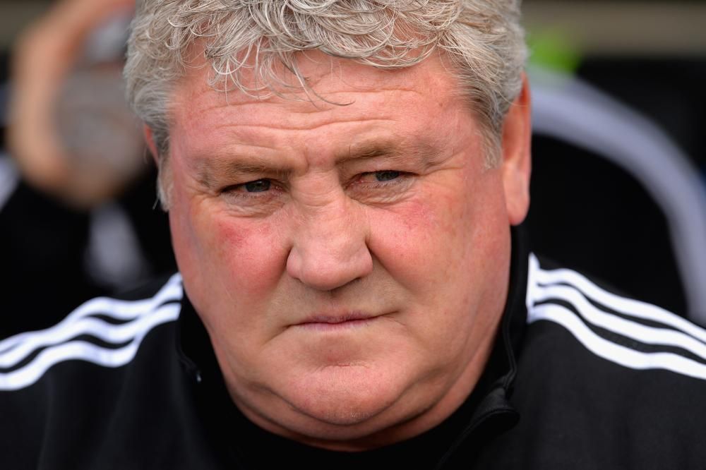 Bruce slams 'awful' Hull defending at Villa | FourFourTwo