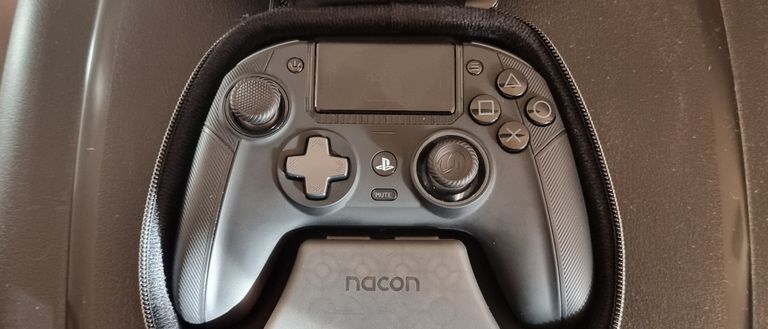 Revolution 5 Pro controller review - an awesome gamepad with a few ...