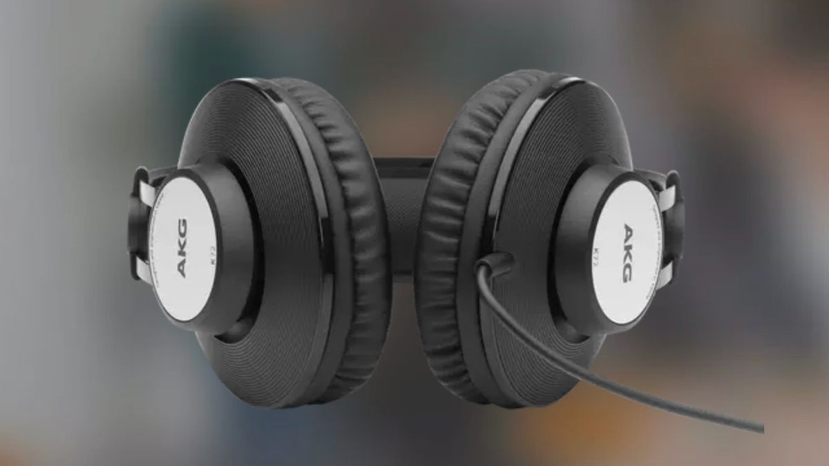 AKG K72 headphones review | Louder