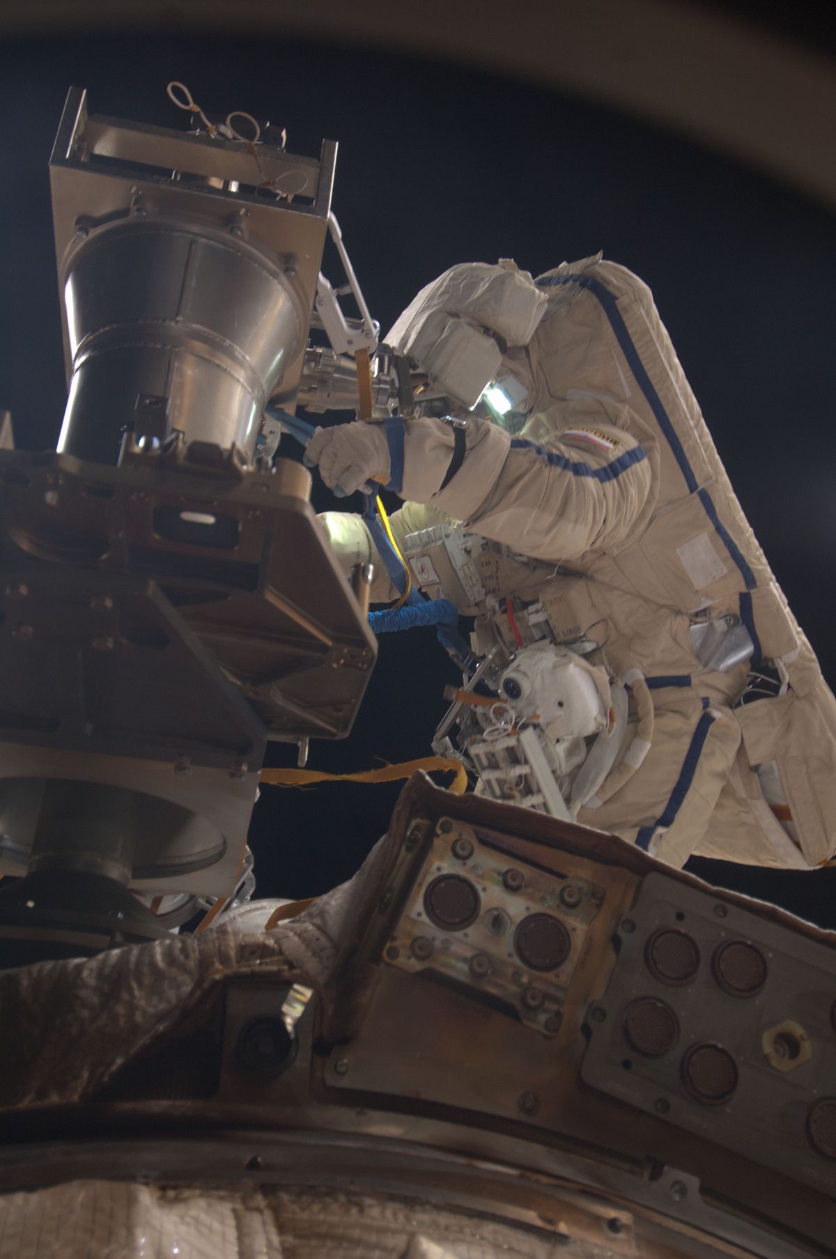 Photos: Cosmonauts Spacewalk Outside Space Station - June 24, 2013 | Space