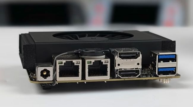 AMD Phoenix CPU brings palm-sized SBC to life for up to $329 — NexT-SBC ...