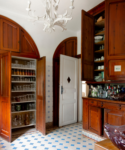 9 Style Lessons From European Kitchens for Sophisticated Spaces | Livingetc