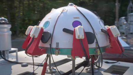 I photographed the moon with a monster Nikon P1000 bridge camera – here’s what I learned ...