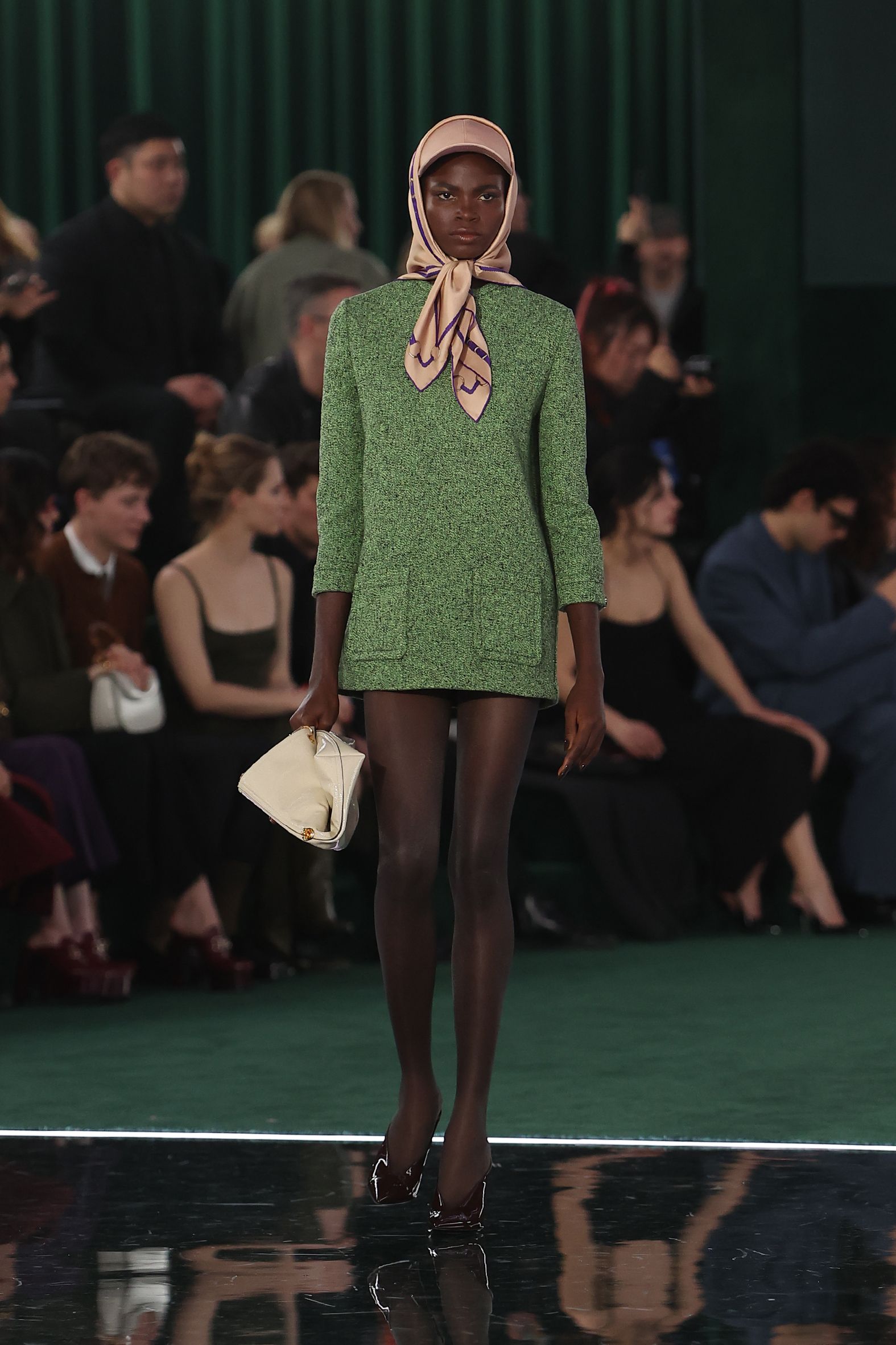 '60s Mod and '90s Glam: Gucci F/W 25 Went Back to Its Roots | Who What Wear