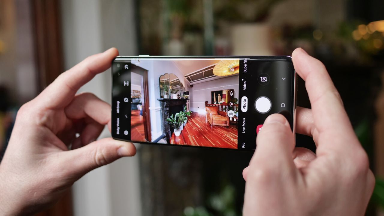 Samsung Galaxy S10 Plus review: the very definition of feature-packed | T3