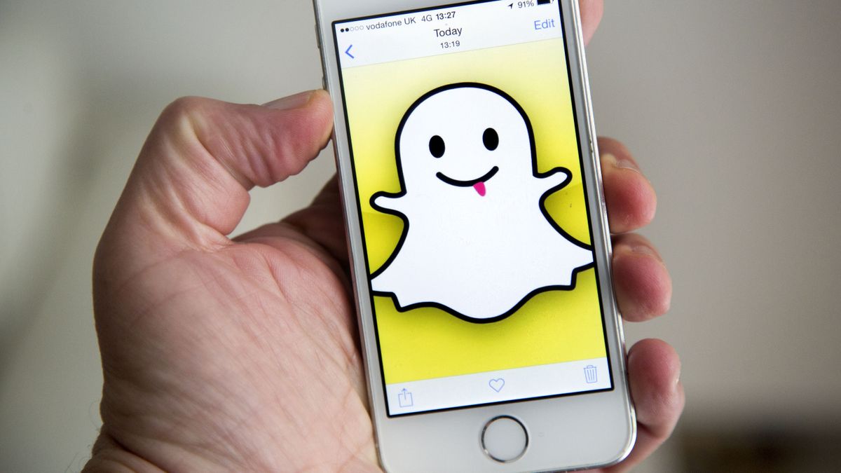 Snapchat updates - What you need to know about the latest one | Marie ...