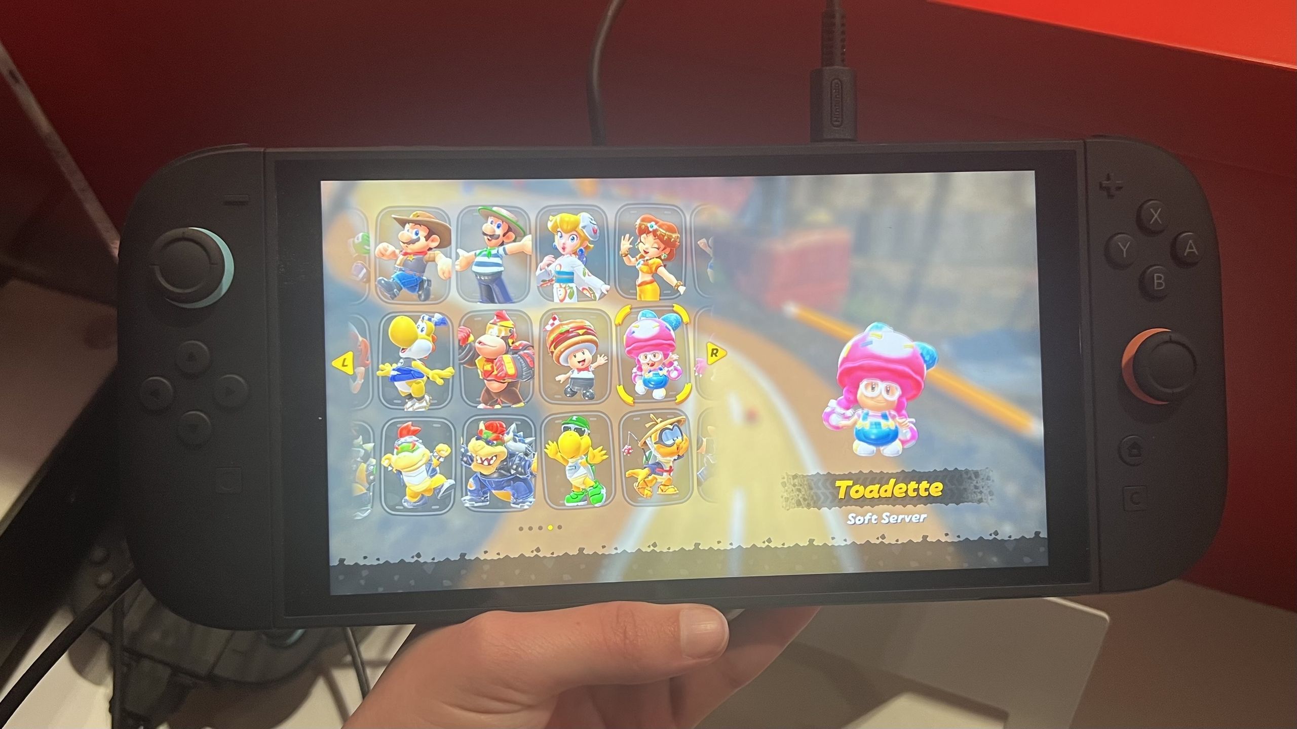 Nintendo indirectly confirms the Switch 2 will have a glass screen, and ...