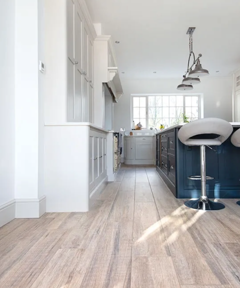 12 kitchen flooring ideas to elevate your space | Homebuilding