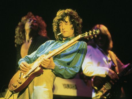 50 rock licks you need to know: Part 1 of 5 | MusicRadar