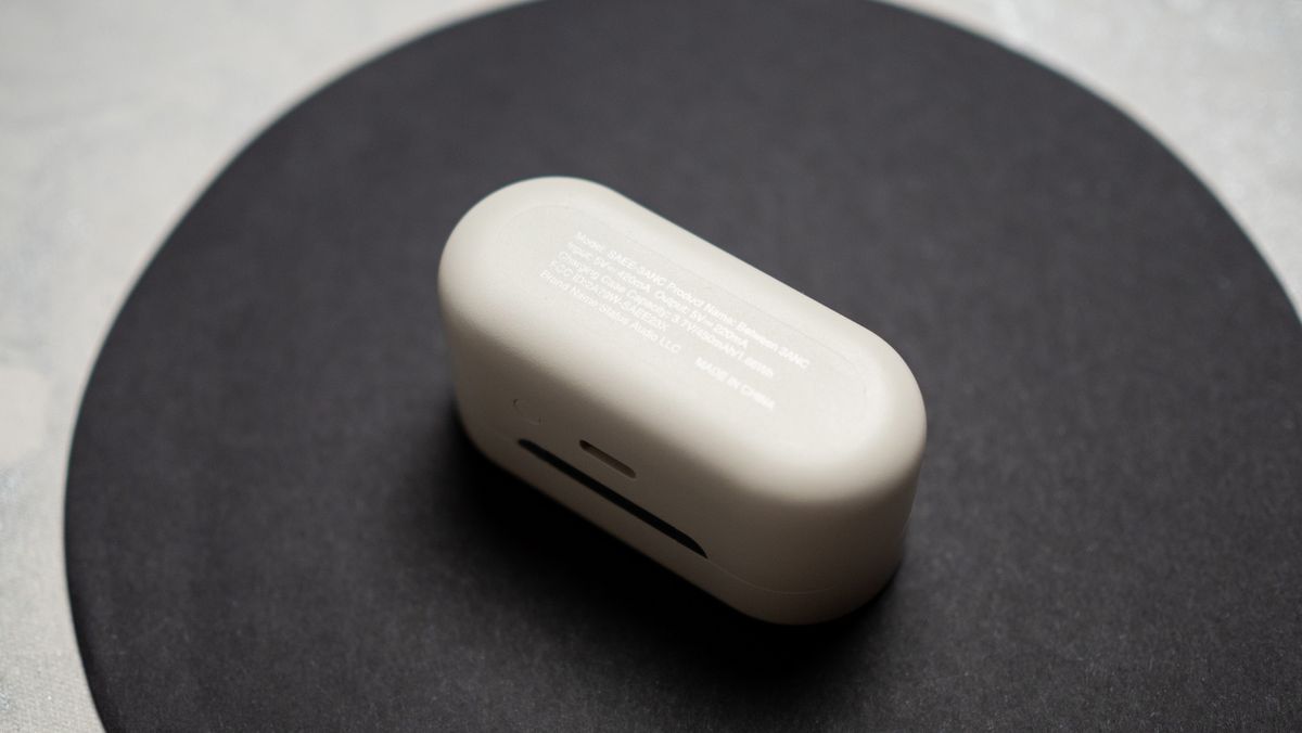 Status Audio Between 3 ANC review: Altering the status quo | Android ...