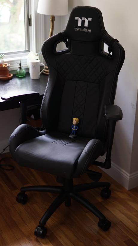 Thermaltake X Fit Real Leather Gaming Chair Review: Good Looks, Hard ...