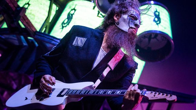 Slipknot announce new album, The End, So Far, and debut obliterating ...