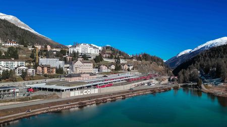 W Verbier | Wallpaper