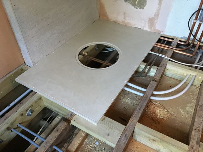 How to install a wet room: a step-by-step guide | Homebuilding