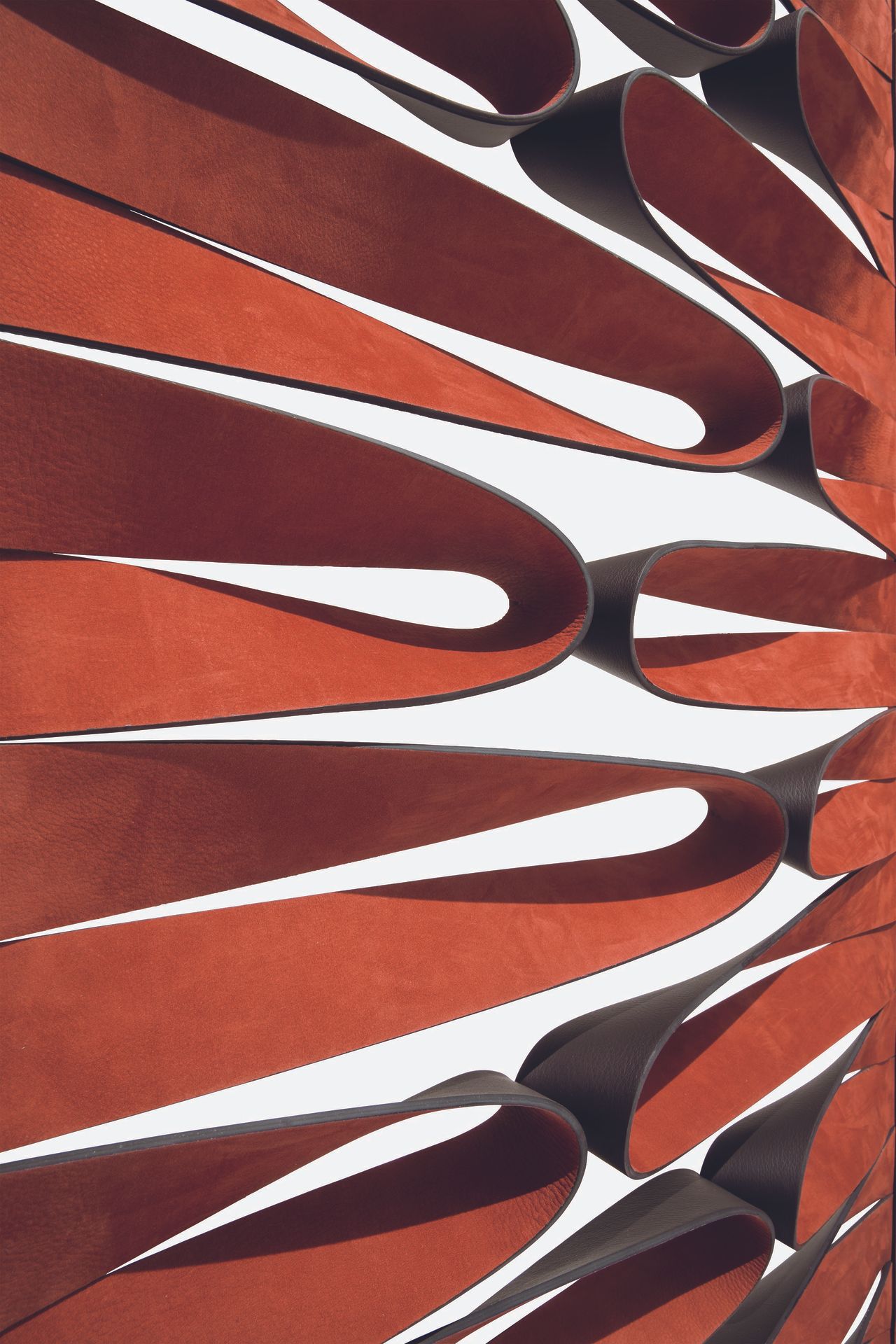 Roberto Lazzeroni designs an expressive screen for Giorgetti | Wallpaper*