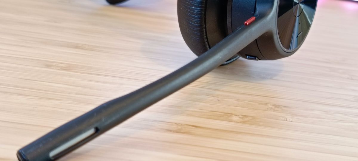 Poly Voyager 4310 UC review: single-ear headset is good for a single ...