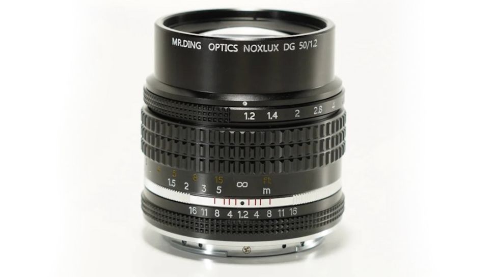 Is this lens a cheap Nikon Noct knock-off? Mr Ding's Noxlux DG 50mm f/1 ...