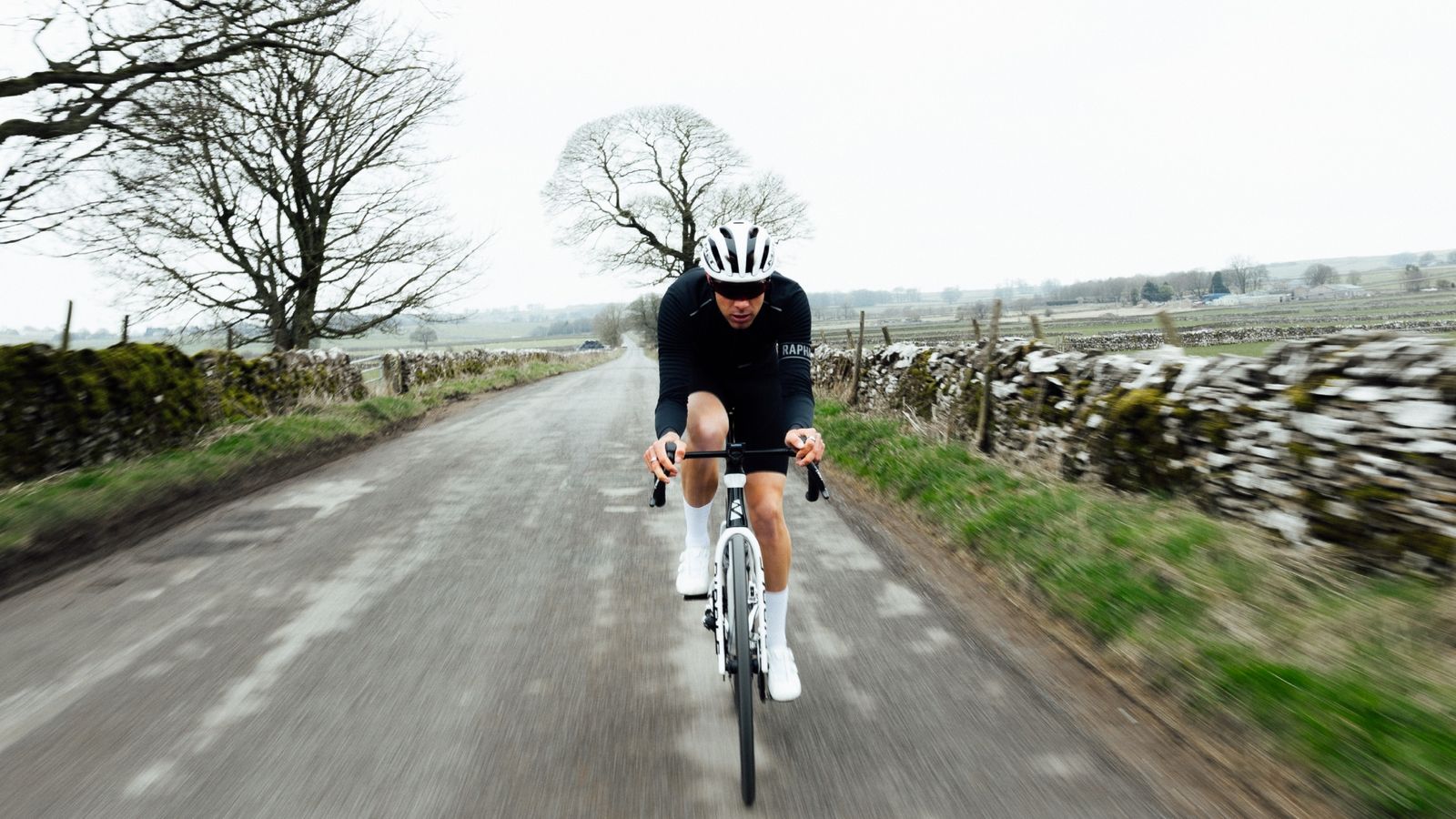 A new ultra fast road race bike, designed for potholes - the Ribble ...