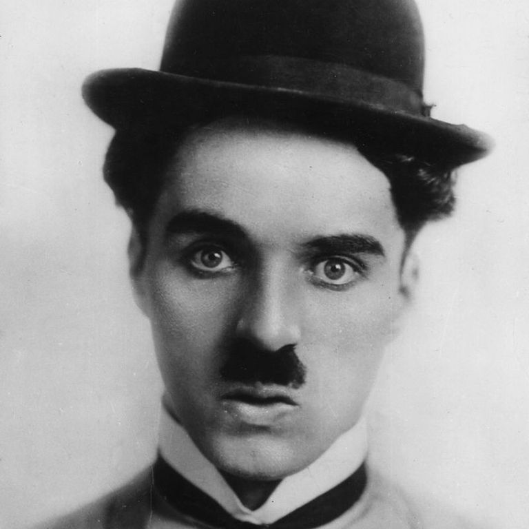 Men Wearing Eyeliner History - History of Guyliner | Marie Claire