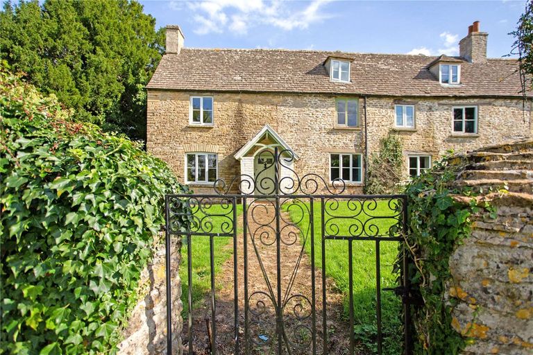 Ten of the best £1 million properties for sale in Britain today ...