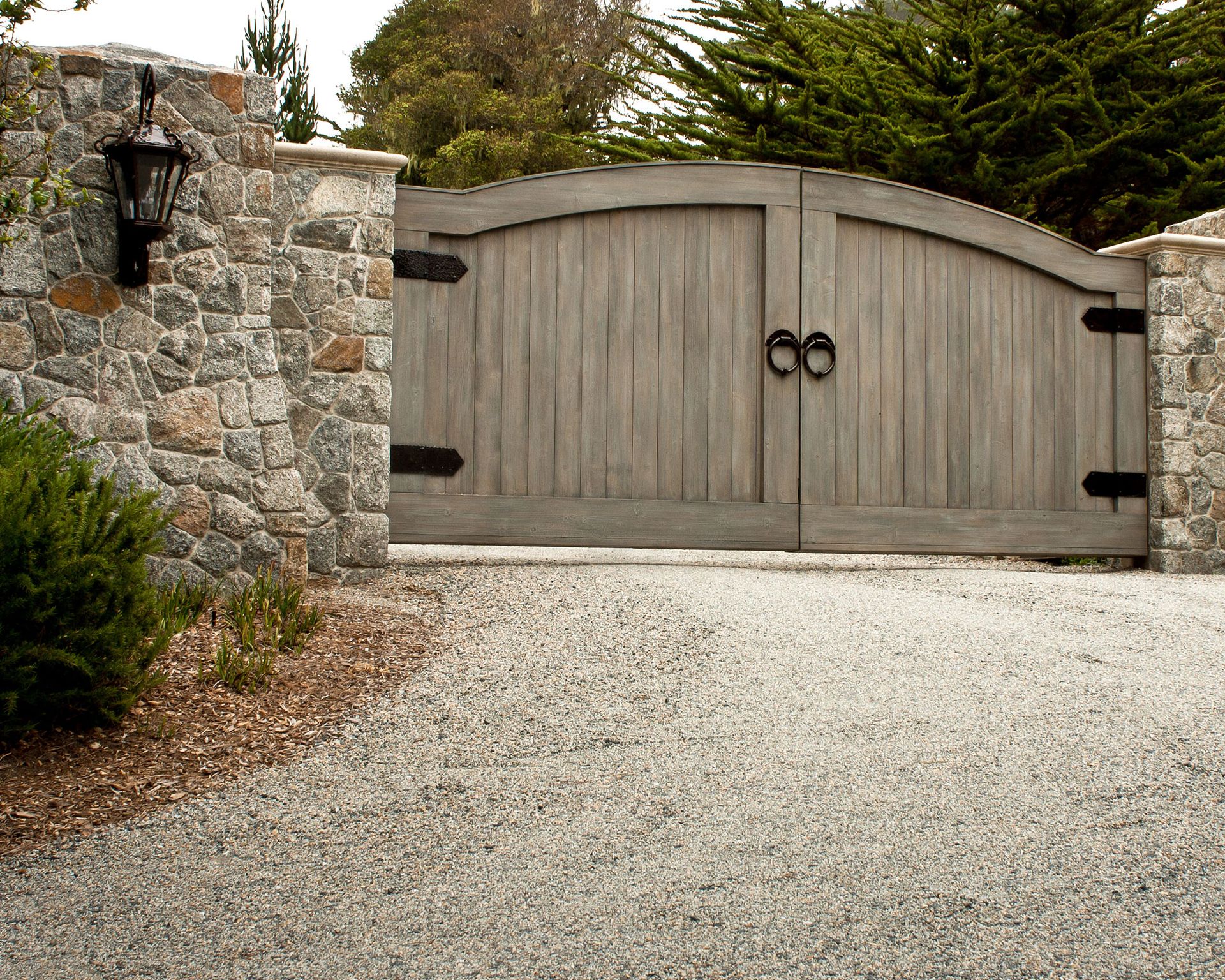 Driveway gate ideas: 10 designs that will boost your plot’s curb appeal ...
