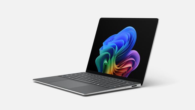 Surface Pro 11 and Surface Laptop 7 get day-one firmware update ...