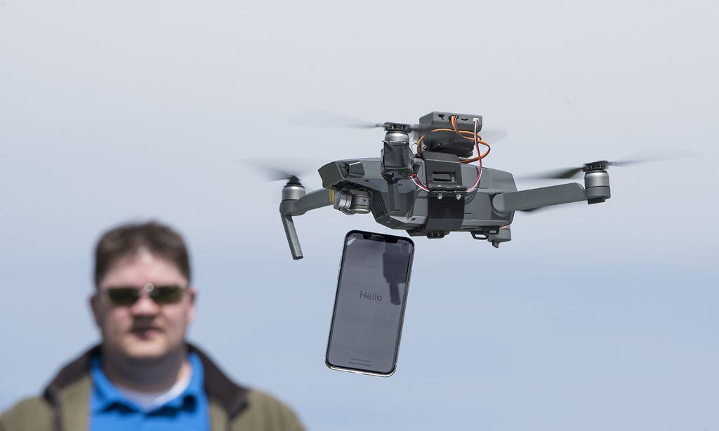 How Can a Smartphone Survive a 100-Foot Drop But Crack on Your Floor ...