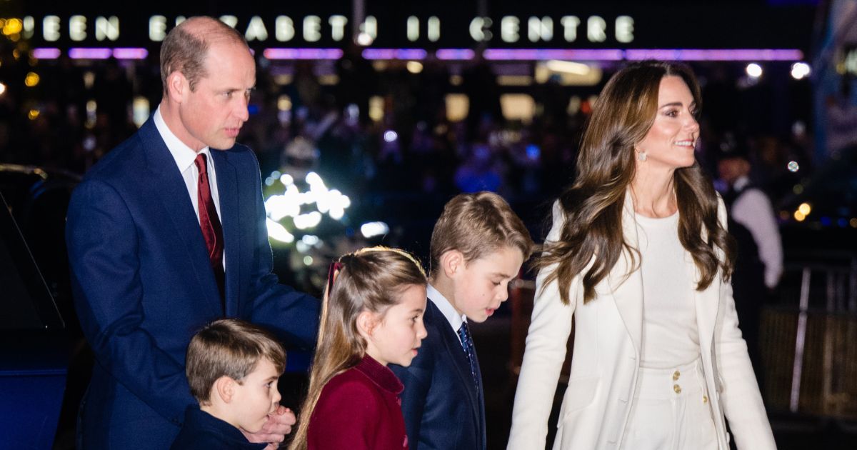 Prince William and Princess Kate have released their official Christmas ...