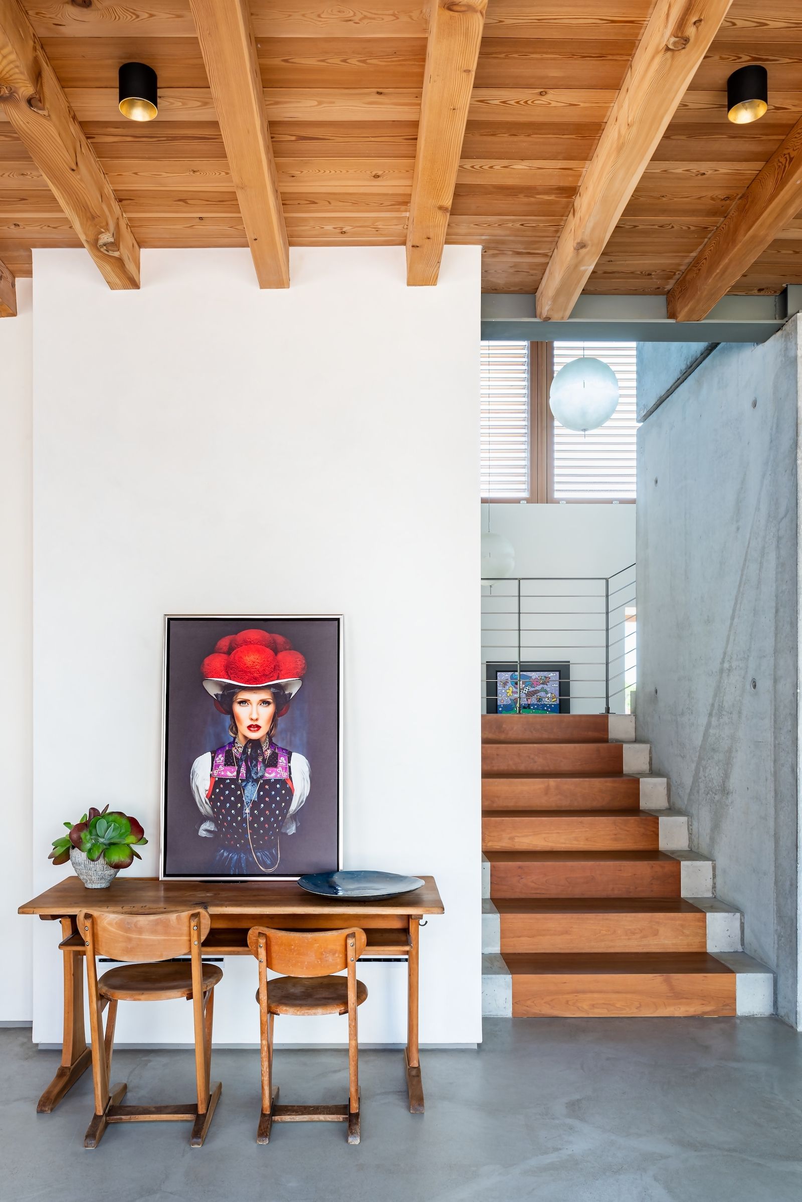 See inside a striking converted barn that dates back to 1700s | Livingetc