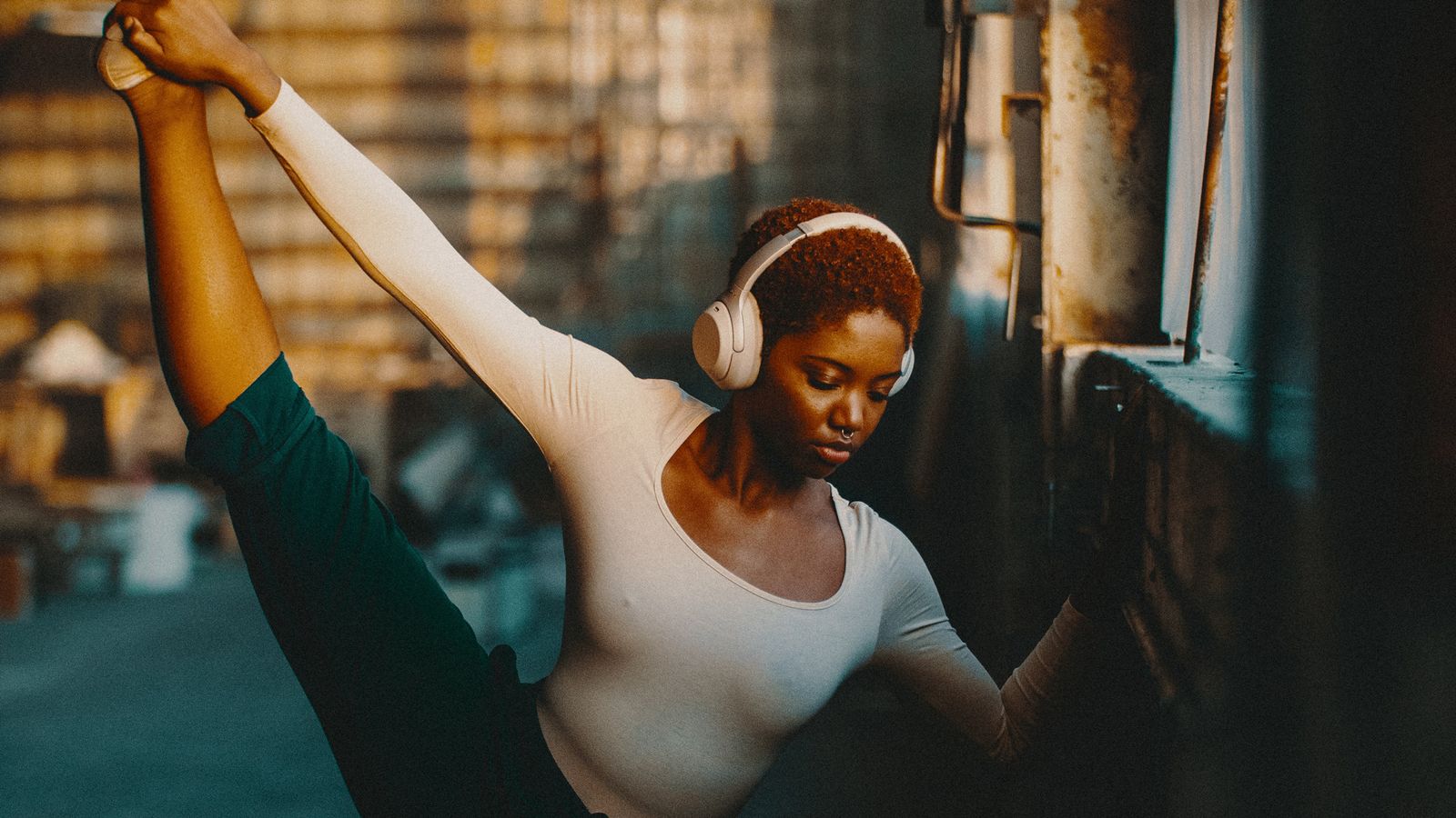 What's the difference between a static and dynamic warm up? | Fit&Well