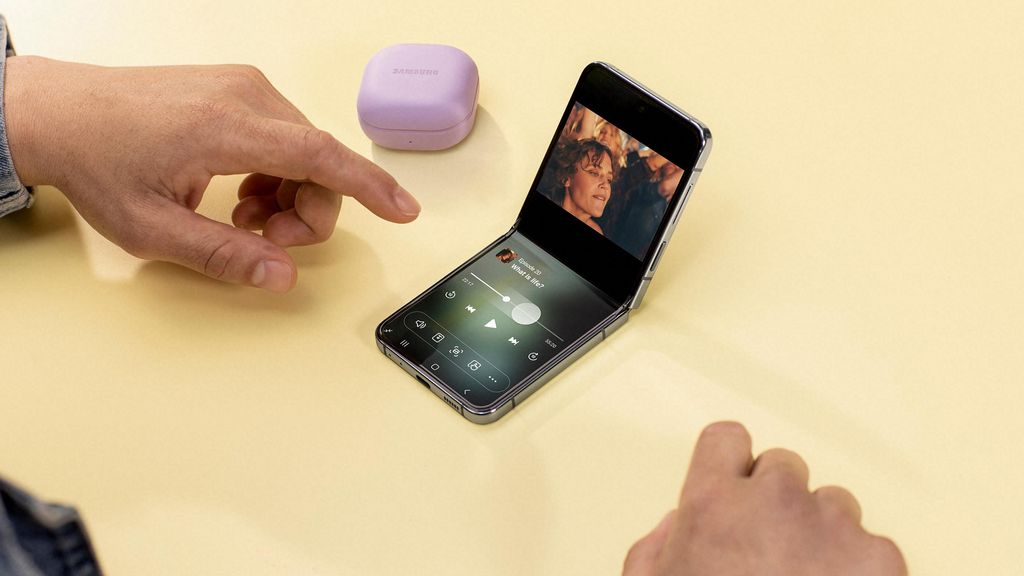 The most important feature of a folding phone is durability | Android ...
