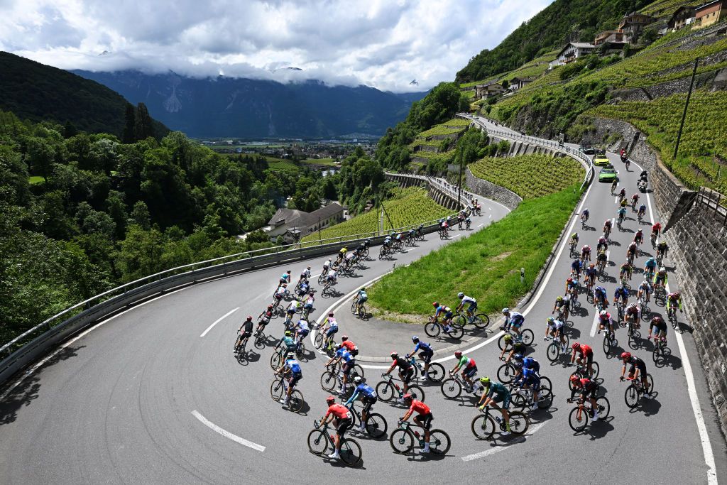 As it happened: UAE Team Emirates win again as Yates and Almeida cross ...