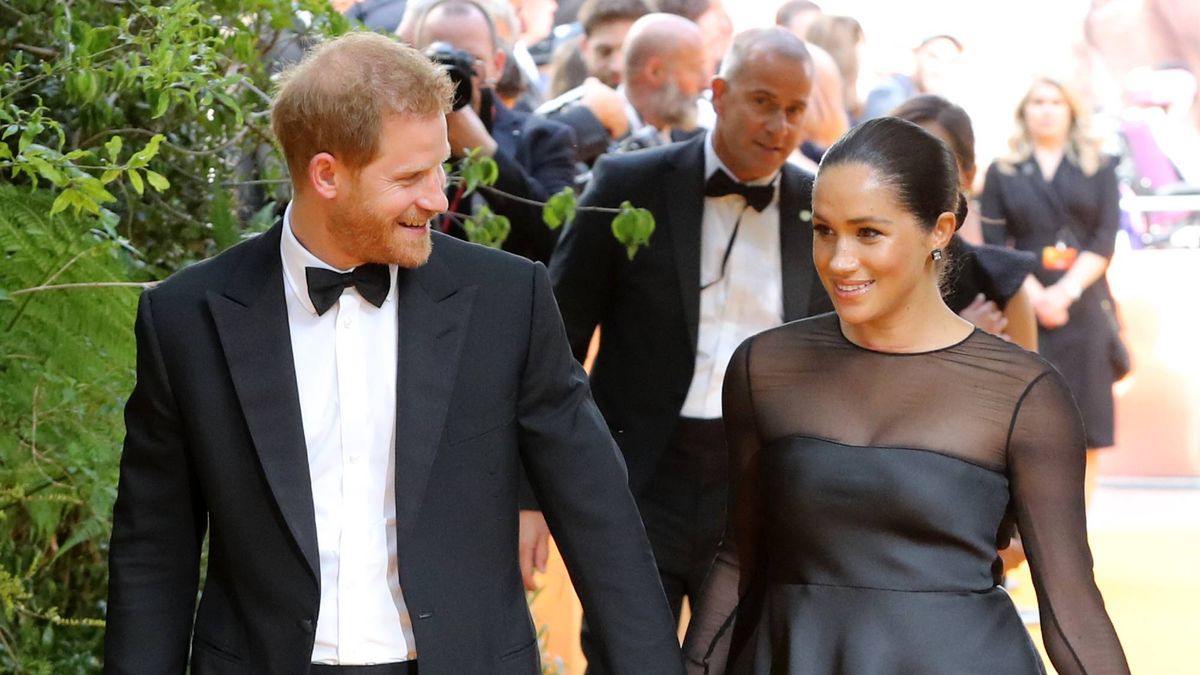 How Meghan Markle described Prince Harry after their first date | Marie ...