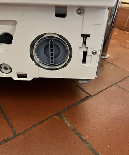 How install a washing machine step–by–step | Real Homes